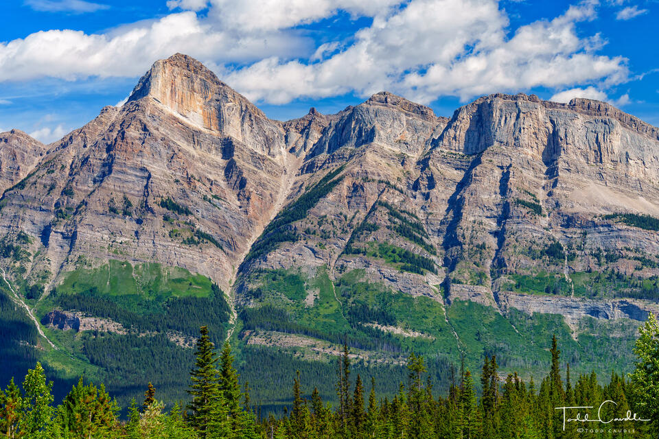 Wall of Mountains Near Saskatchewan River Crossing | Banff National ...